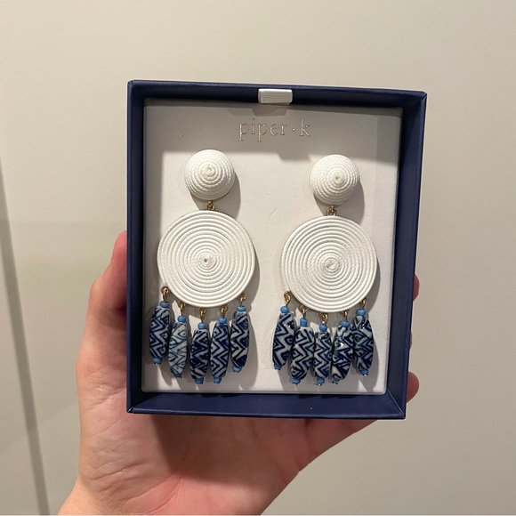 Piper K | Jewelry | Nwt Piper K Tropical Drop Earrings With Beautiful ...
